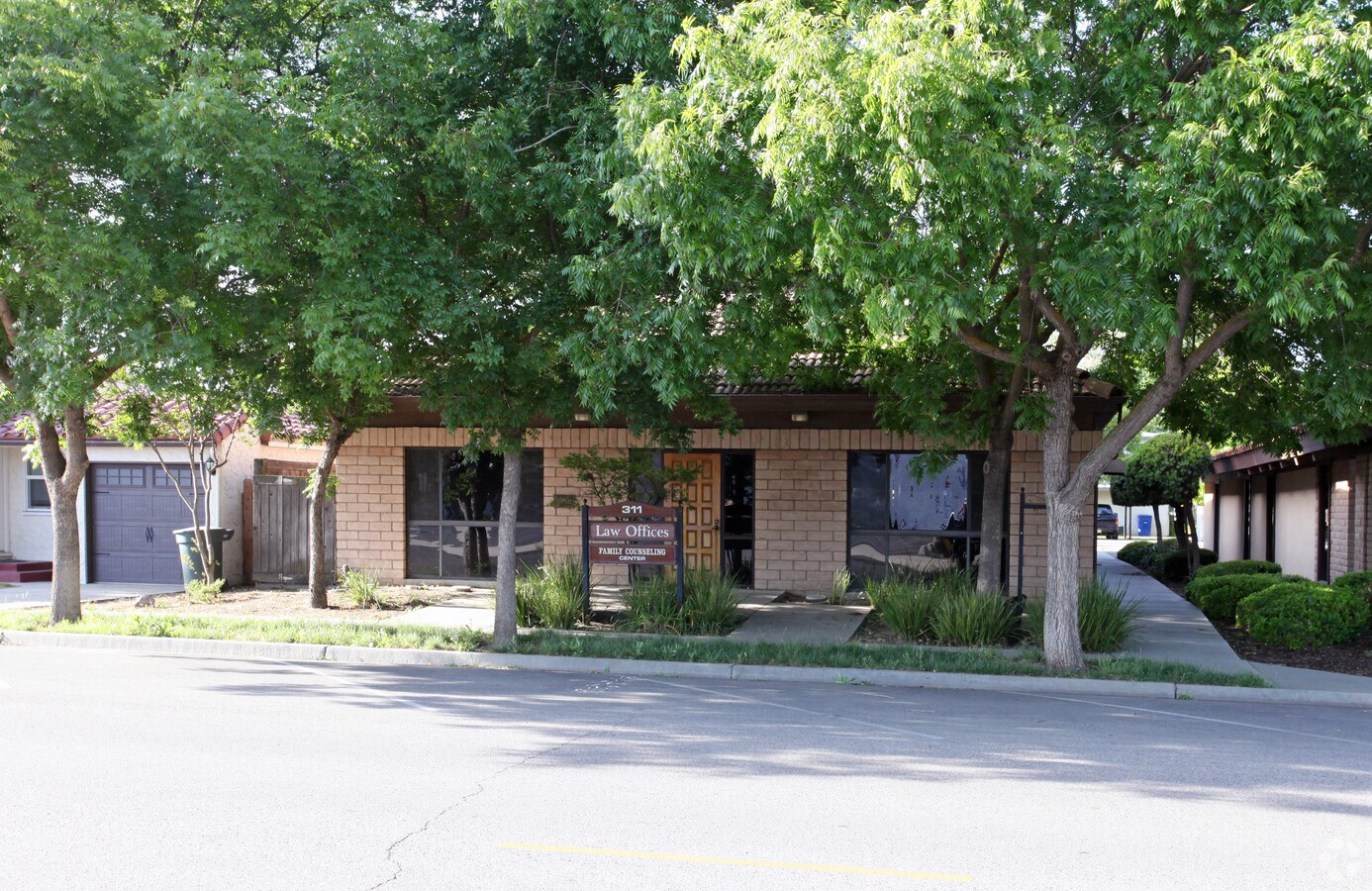 311 C St, Lemoore, CA 93245 | LoopNet