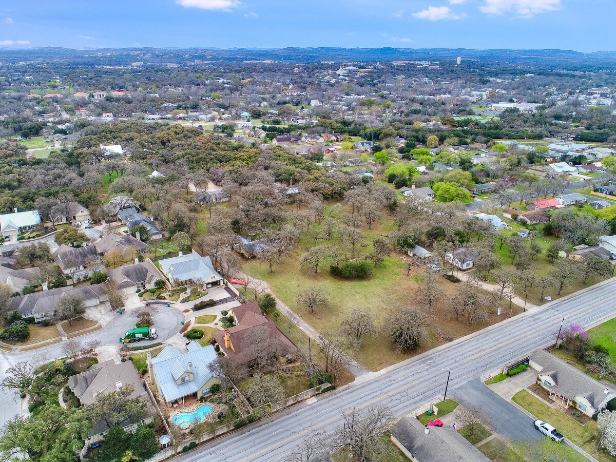 1037 E Blanco Rd, Boerne, TX 78006 | LoopNet