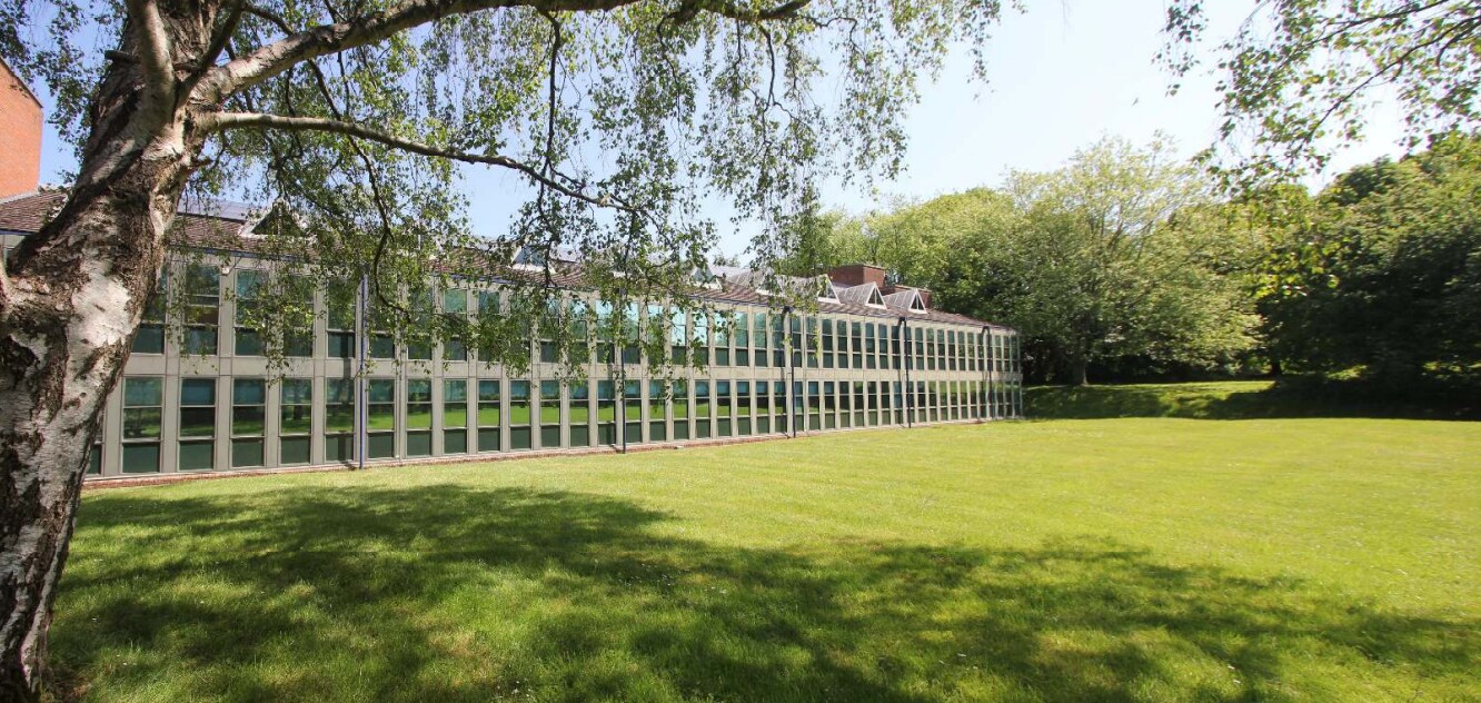 Sparrowgrove, Winchester, SO21 2RU - Southern House | LoopNet