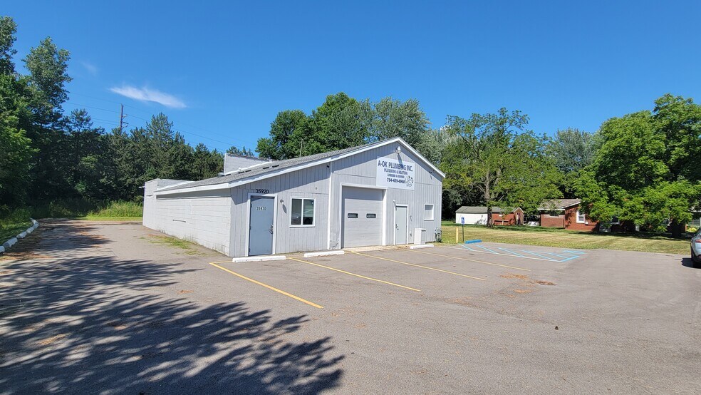 35920 Goddard Rd, Romulus, MI 48174 - Retail for Sale | LoopNet