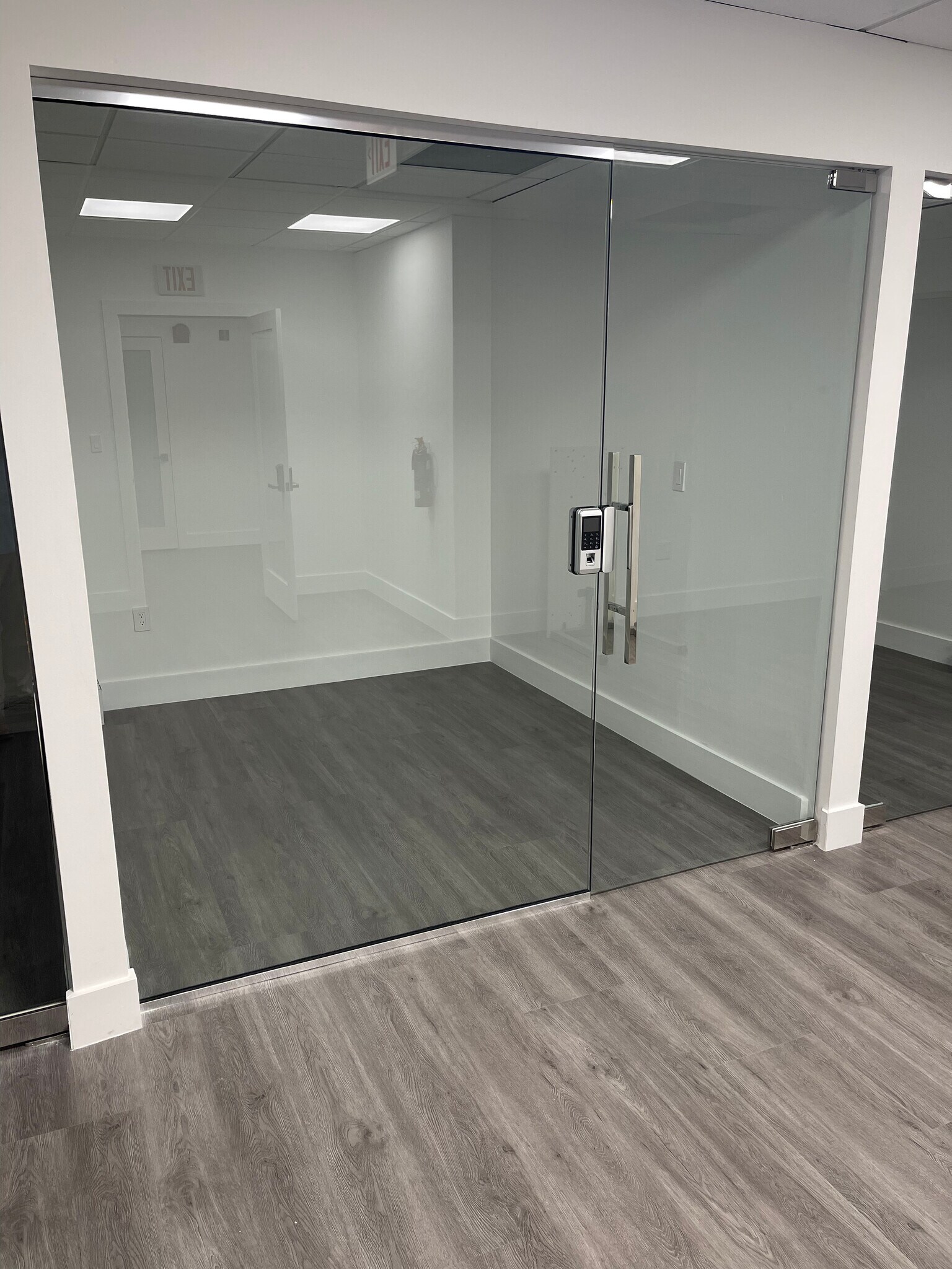 1987 NW 88th Ct, Miami, FL 33172 - Office for Lease | LoopNet