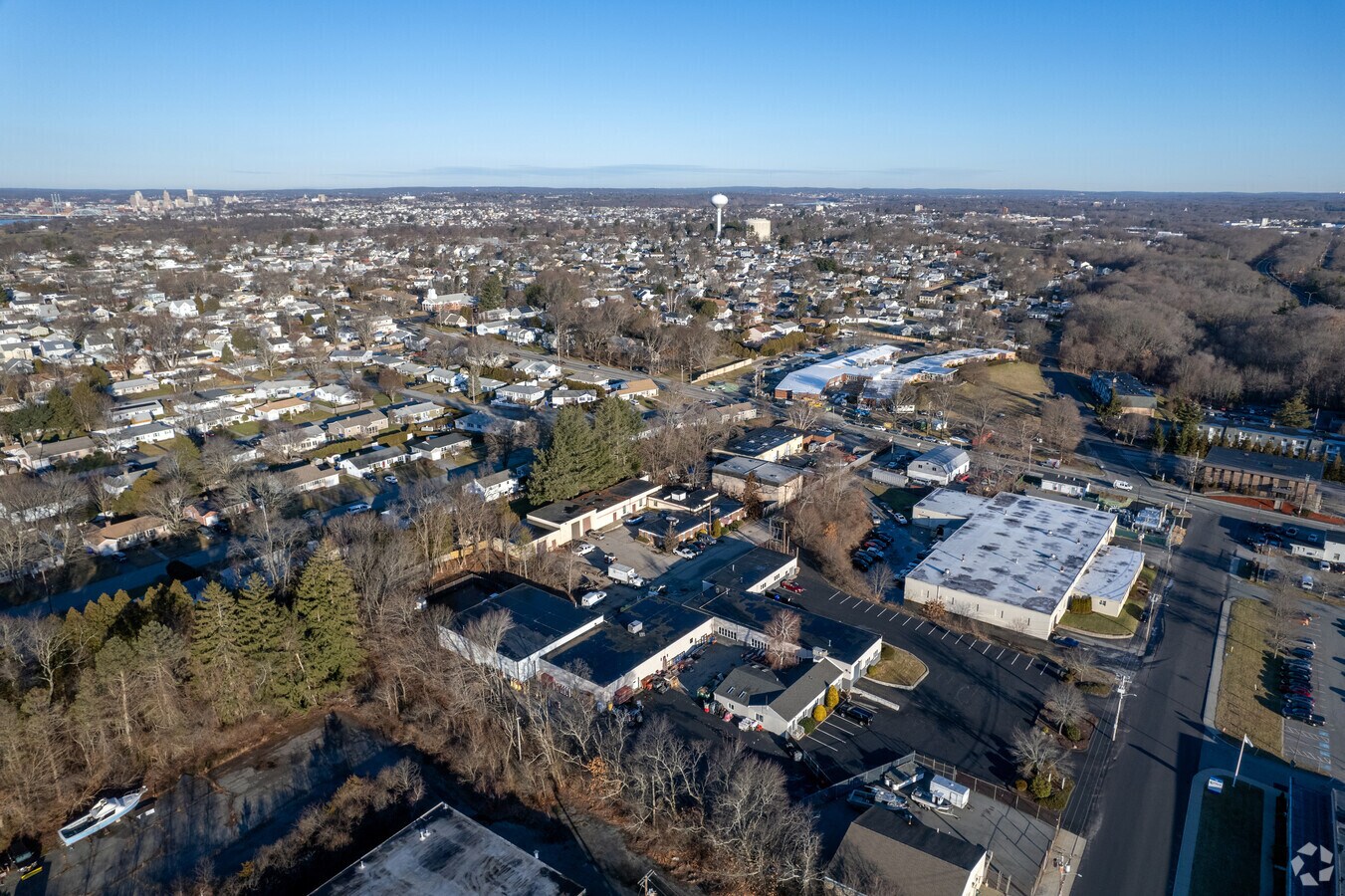 37 Tripps Ln, Riverside, RI 02915 | LoopNet