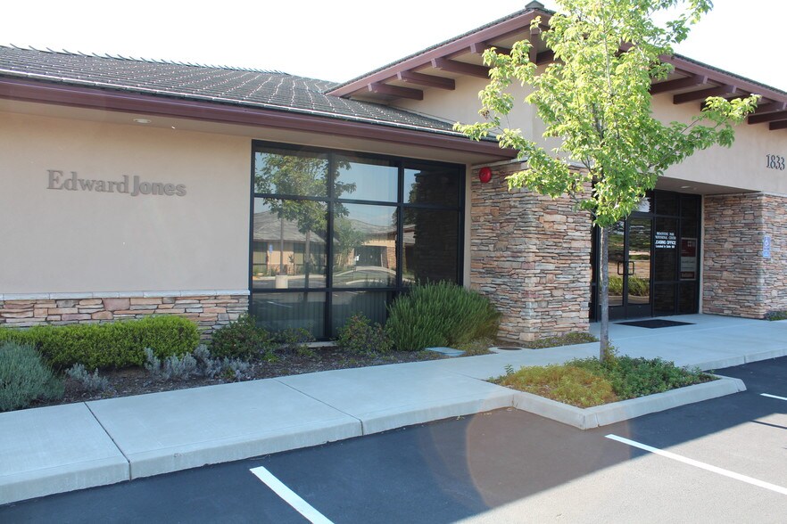 1833 Iron Point Rd, Folsom, CA 95630 | LoopNet