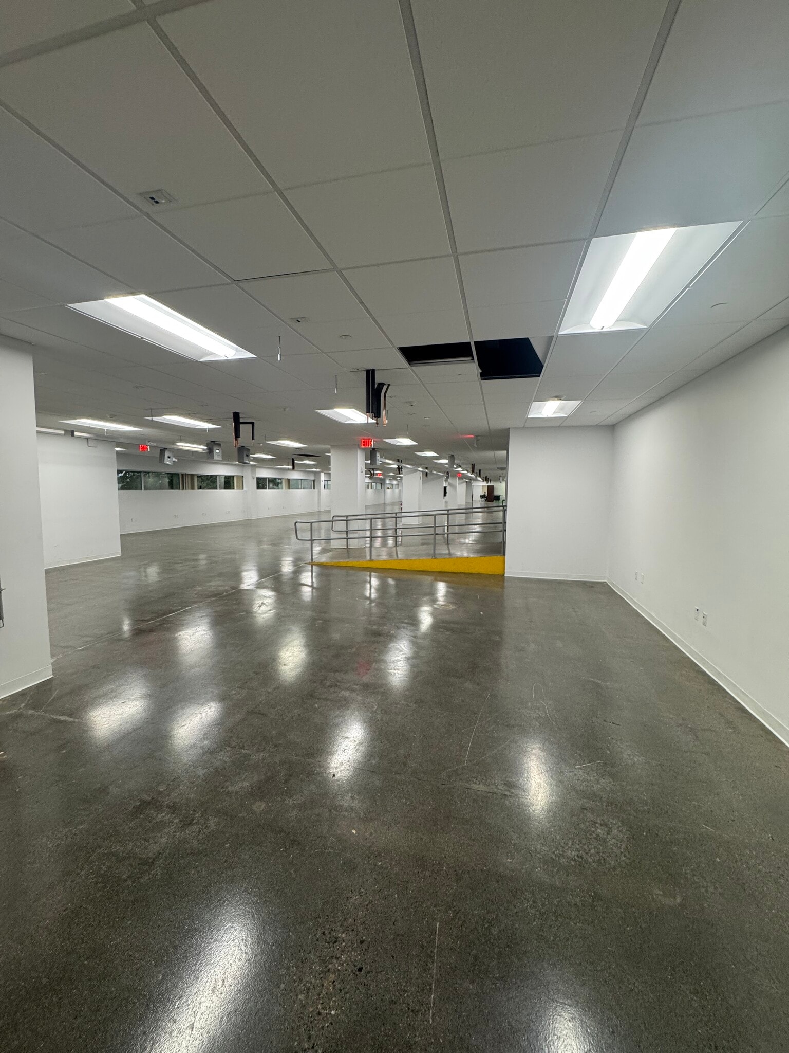 1 Research Dr, Westborough, MA 01581 - One Research Drive | LoopNet