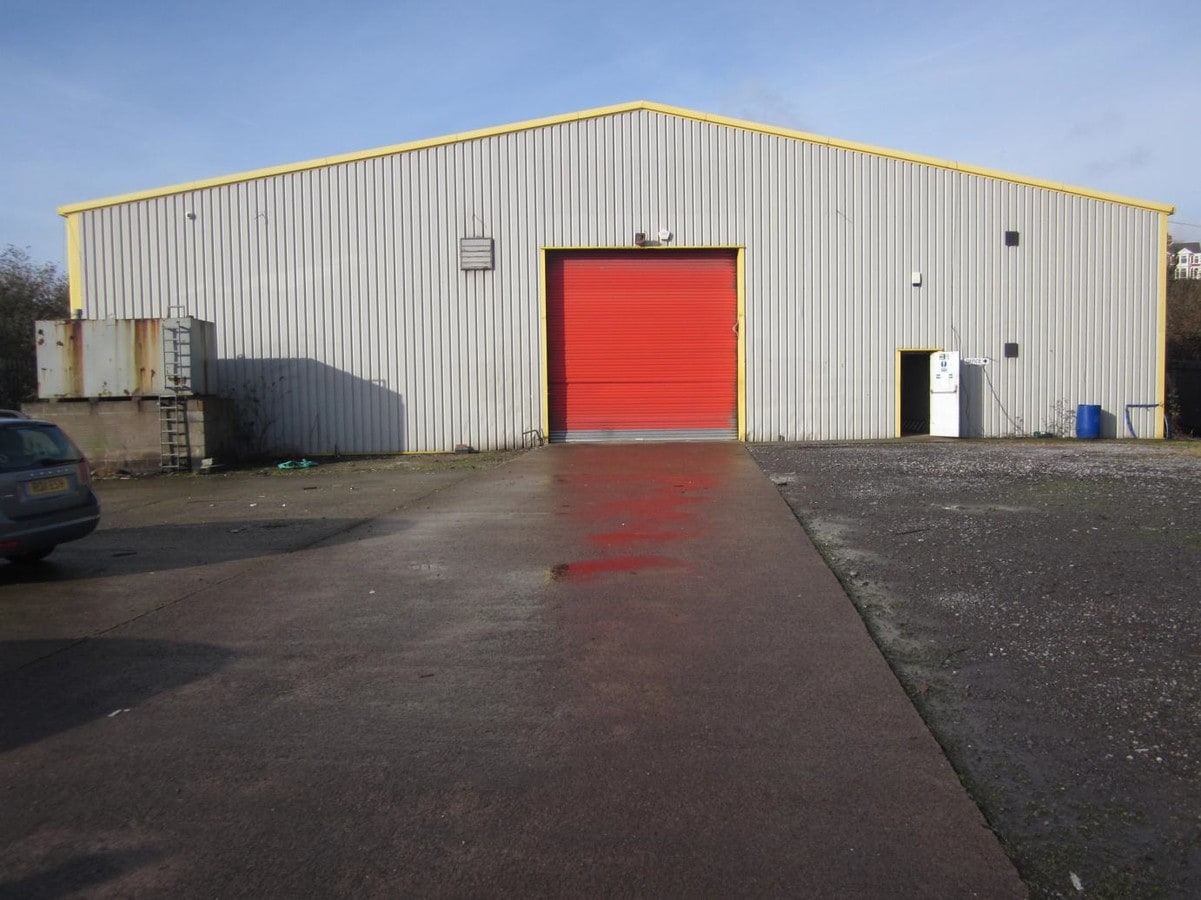 Viaduct Rd, Barry, CF63 4JB | LoopNet