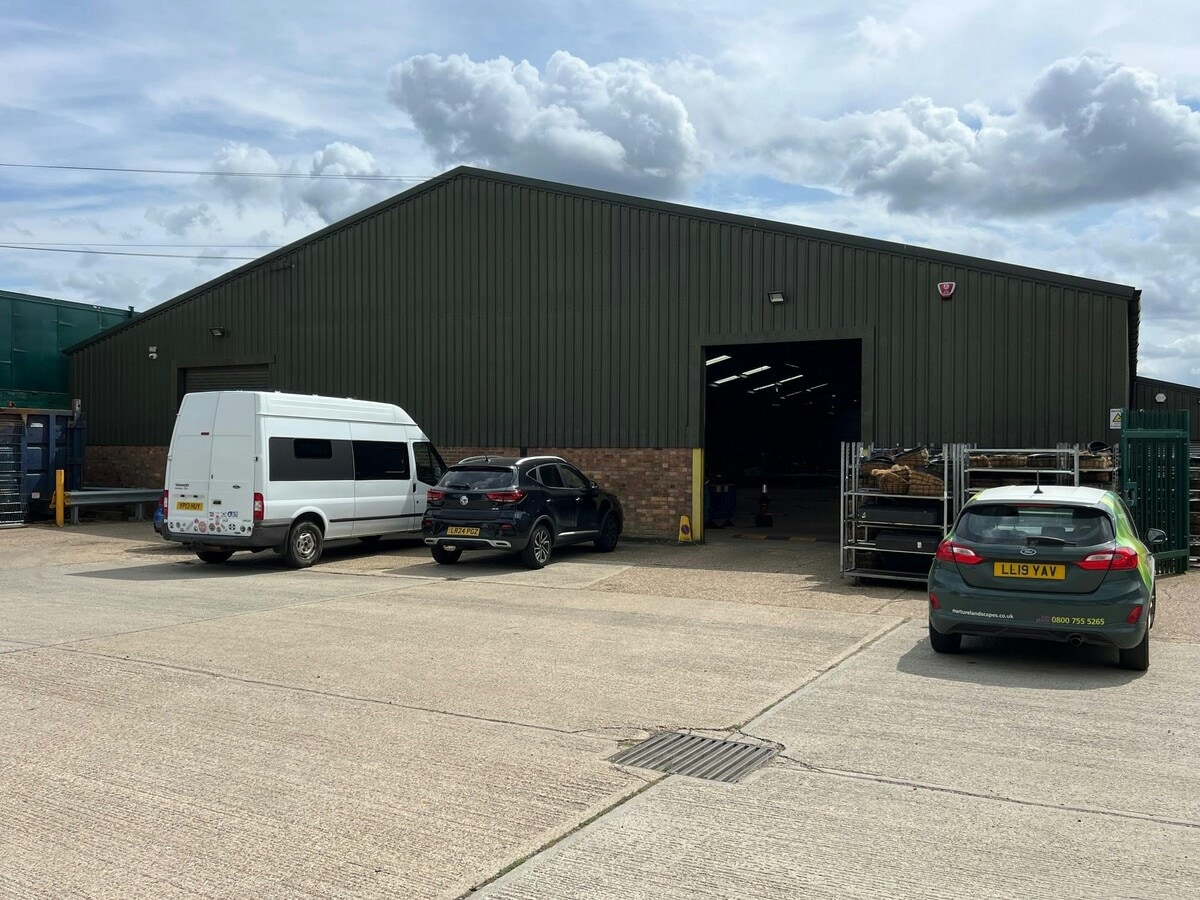 Coursers Rd, Colney Heath, AL4 0PD - Industrial for Lease | LoopNet