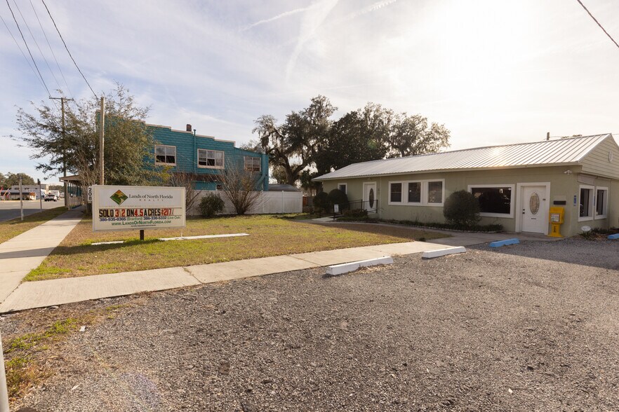 208 Suwannee Ave NW, Branford, FL 32008 - Office for Sale | LoopNet