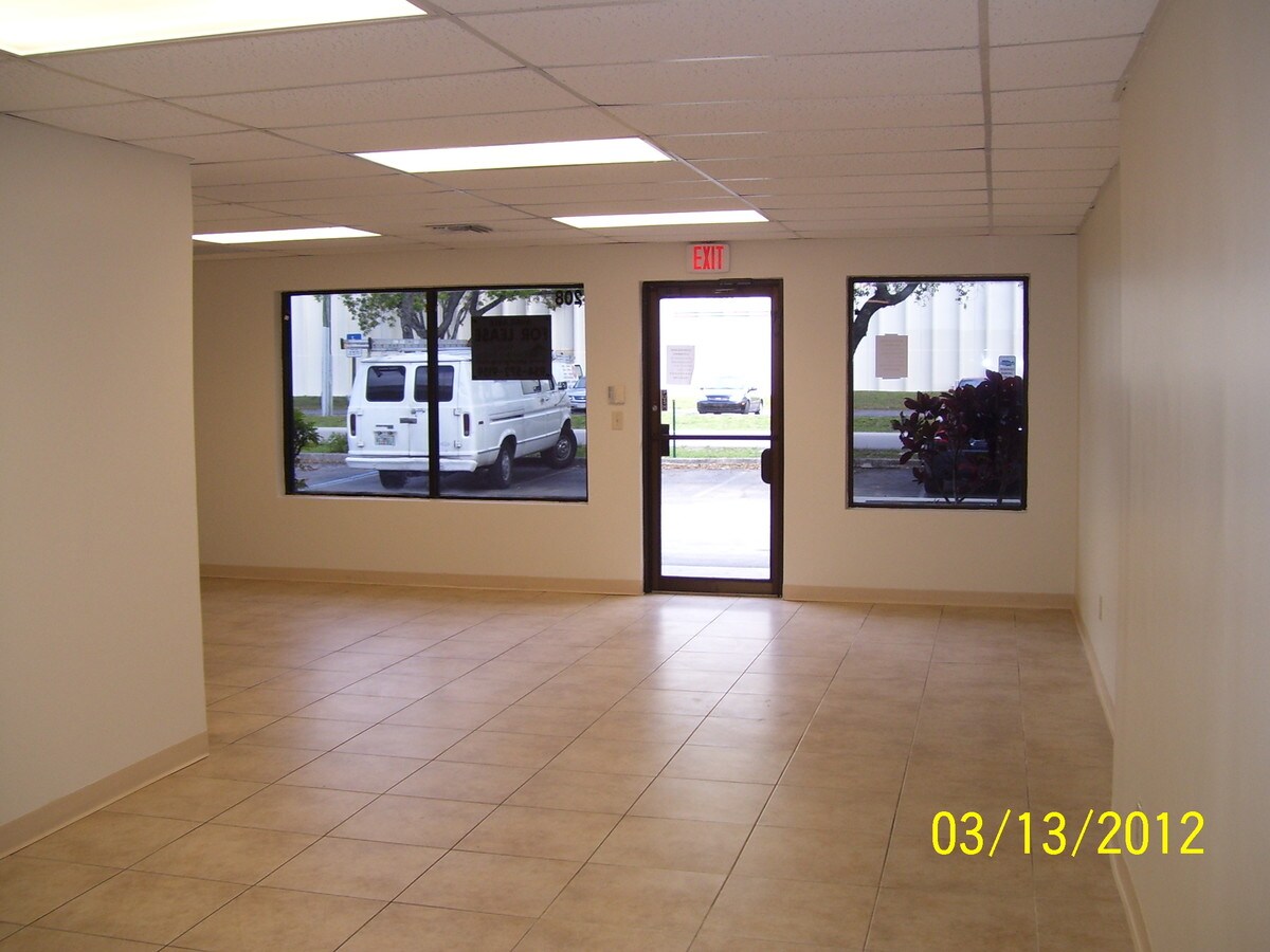 4700 SW 51st St, Davie, FL 33314 - Davie 51 | LoopNet 4700 SW 51st St, Davie, FL 33314 - Davie 51 | LoopNet