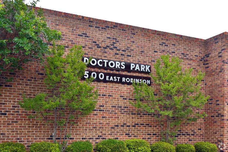 500 E Robinson St, Norman, OK 73071 - Doctors Park | LoopNet 500 E Robinson St, Norman, OK 73071 - Doctors Park | LoopNet