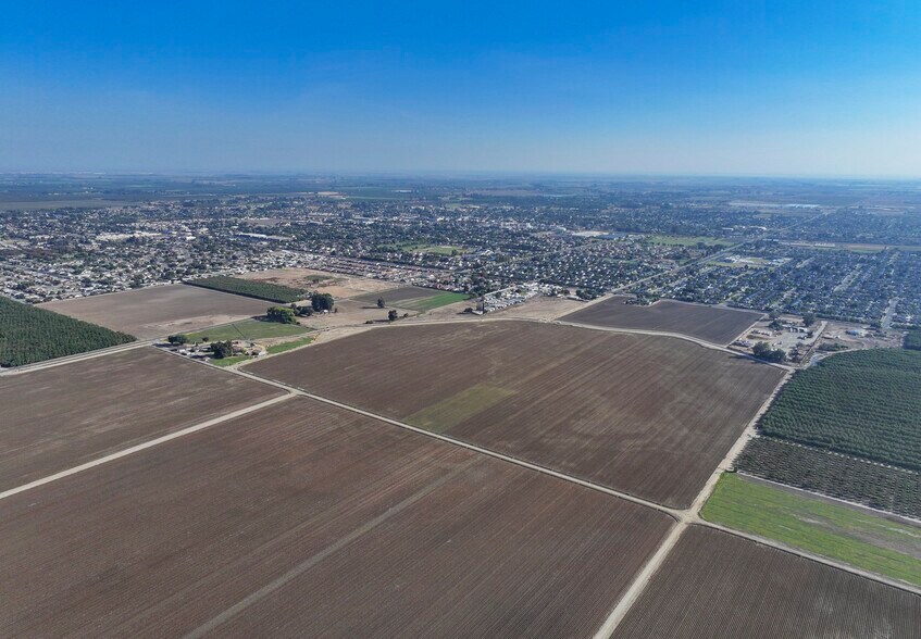 Lacey Blvd., Lemoore, CA 93245 - +/-233.53 Ac. Development Land ...