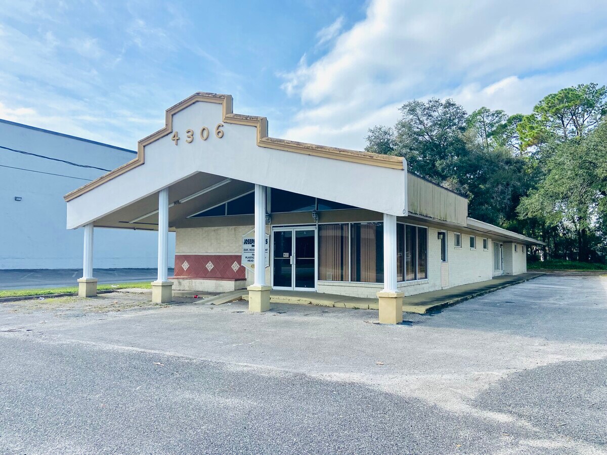4306 University, Jacksonville, FL 32216 - for Lease | LoopNet