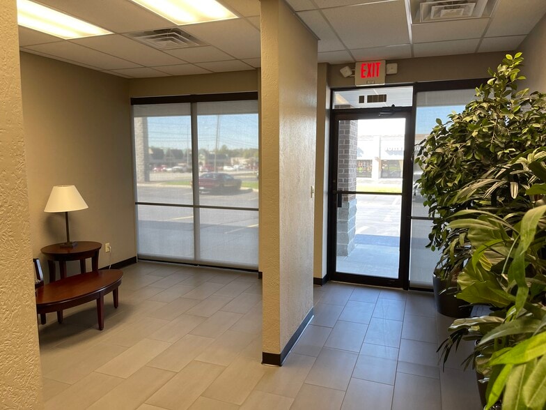 1339 E Republic Rd, Springfield, MO 65804 | LoopNet