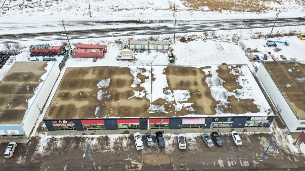 5817 Gateway Blvd NW, Edmonton, AB T6H 2H3 - Flex for Lease | LoopNet