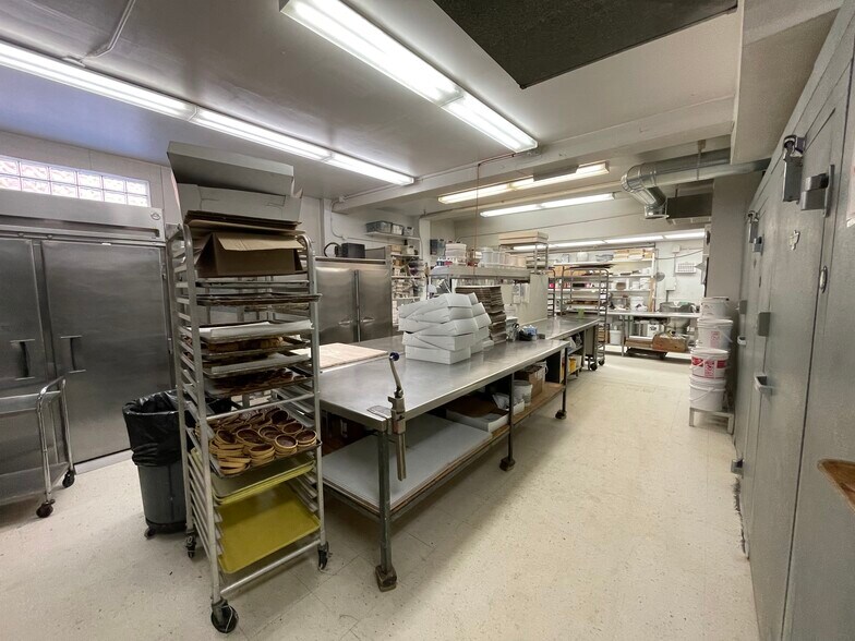 2859 N Harlem Ave, Chicago, IL 60707 | LoopNet