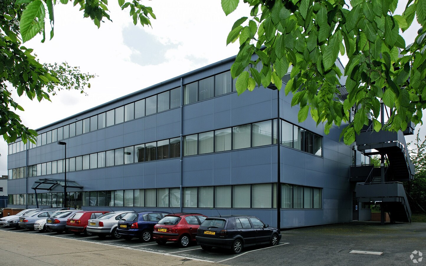 Cleeve Rd, Leatherhead, KT22 7SA - Olympus House | LoopNet