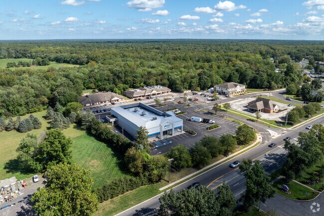 Shopping Centers for Sale | LoopNet