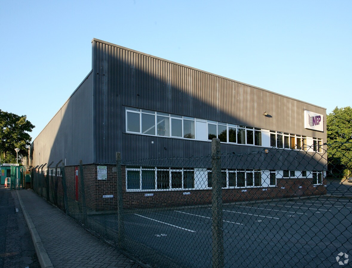 Edgington Way, Sidcup, LND DA14 5BL | LoopNet