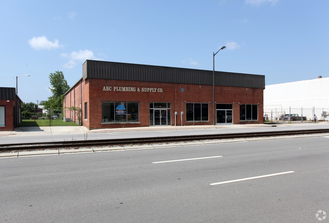 217-219 W Russell St, Fayetteville, NC 28301 - Industrial for Sale ...