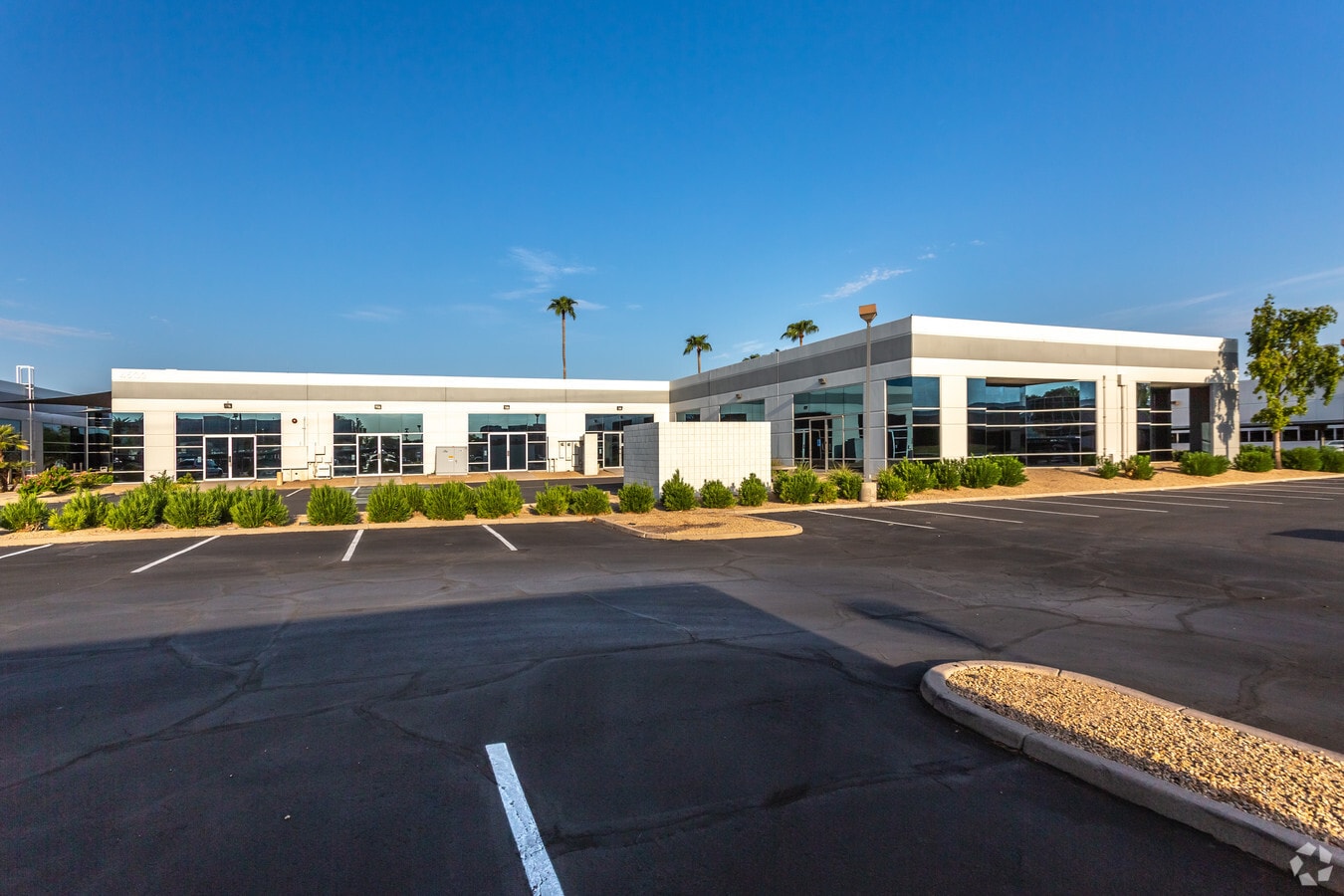 4602 E University Dr, Phoenix, AZ 85034 - Phoenix Airport Center | LoopNet