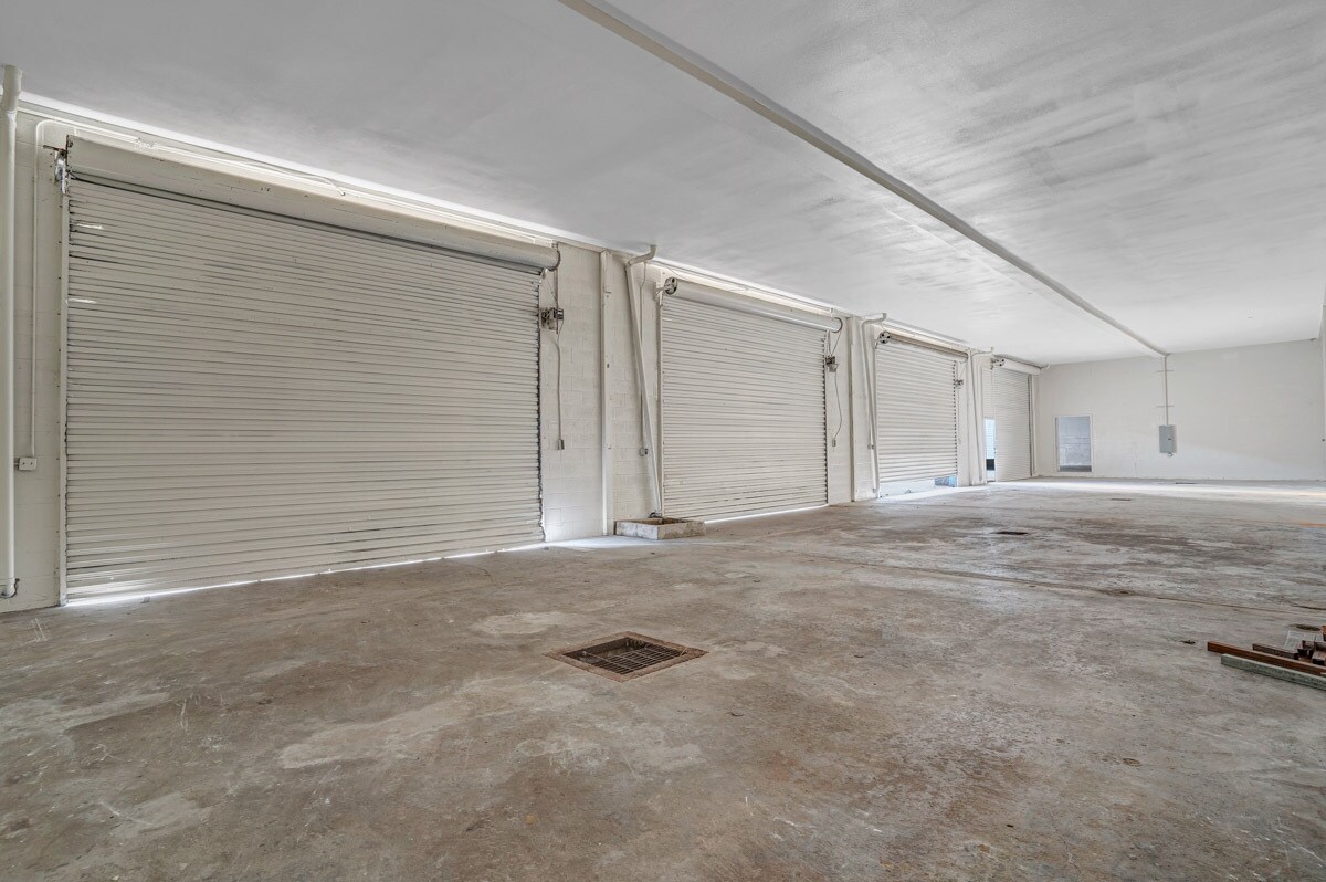 9258 Jamacha Rd, Spring Valley, CA 91977 - Industrial for Lease | LoopNet