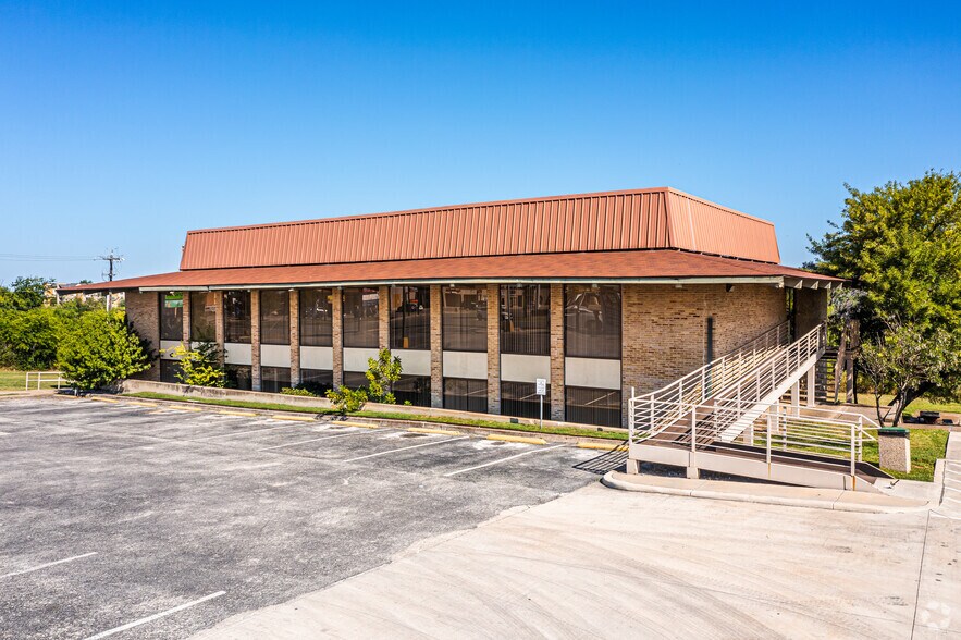 333 Valley HI Dr, San Antonio, TX 78227 | LoopNet