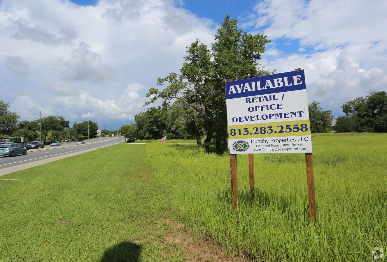 NWC CR 466 & Rolling Acres Rd, Lady Lake, FL 32159 | LoopNet