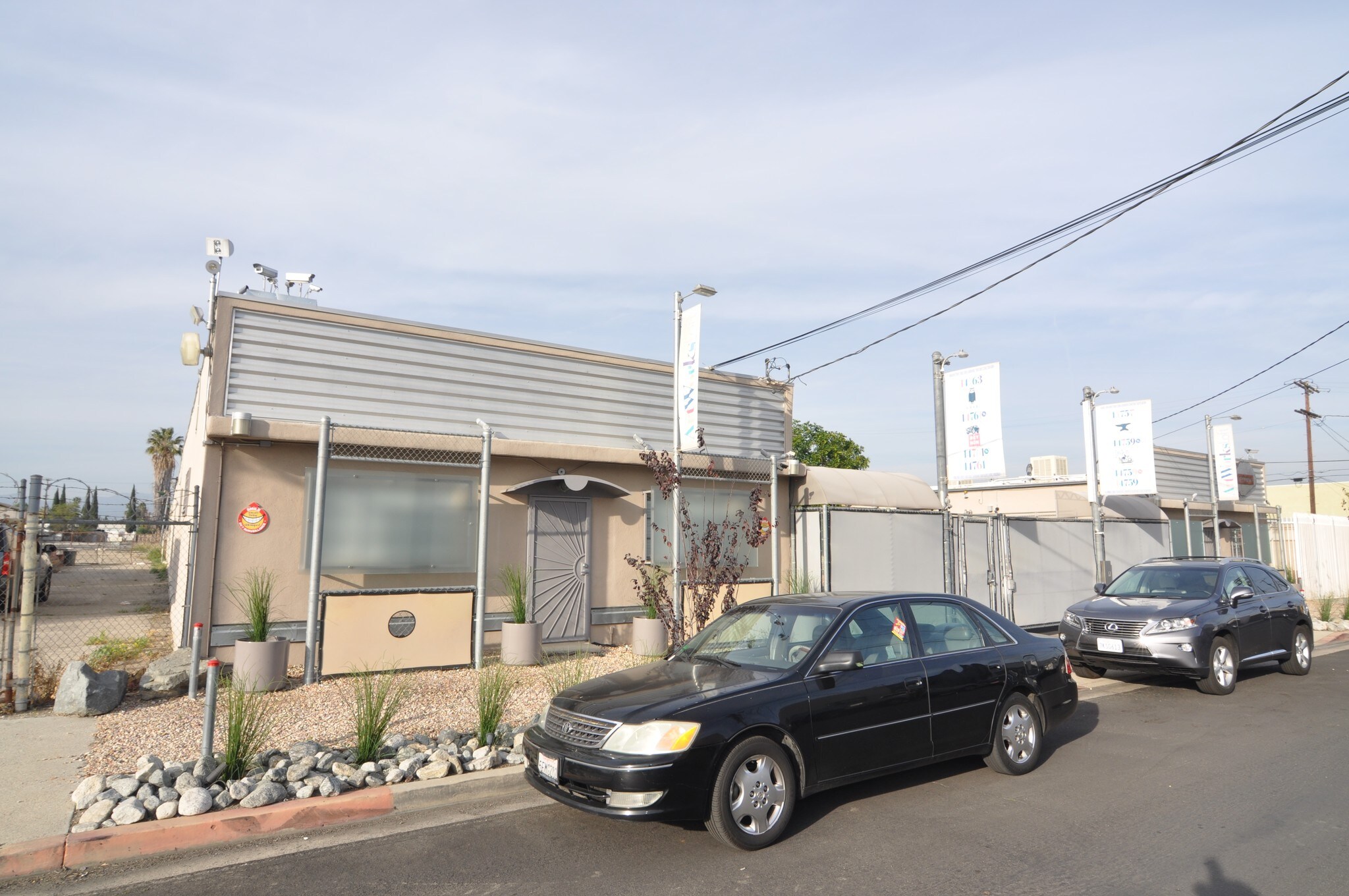 14757-14763 Keswick St, Van Nuys, CA 91405 - Industrial for Sale | LoopNet