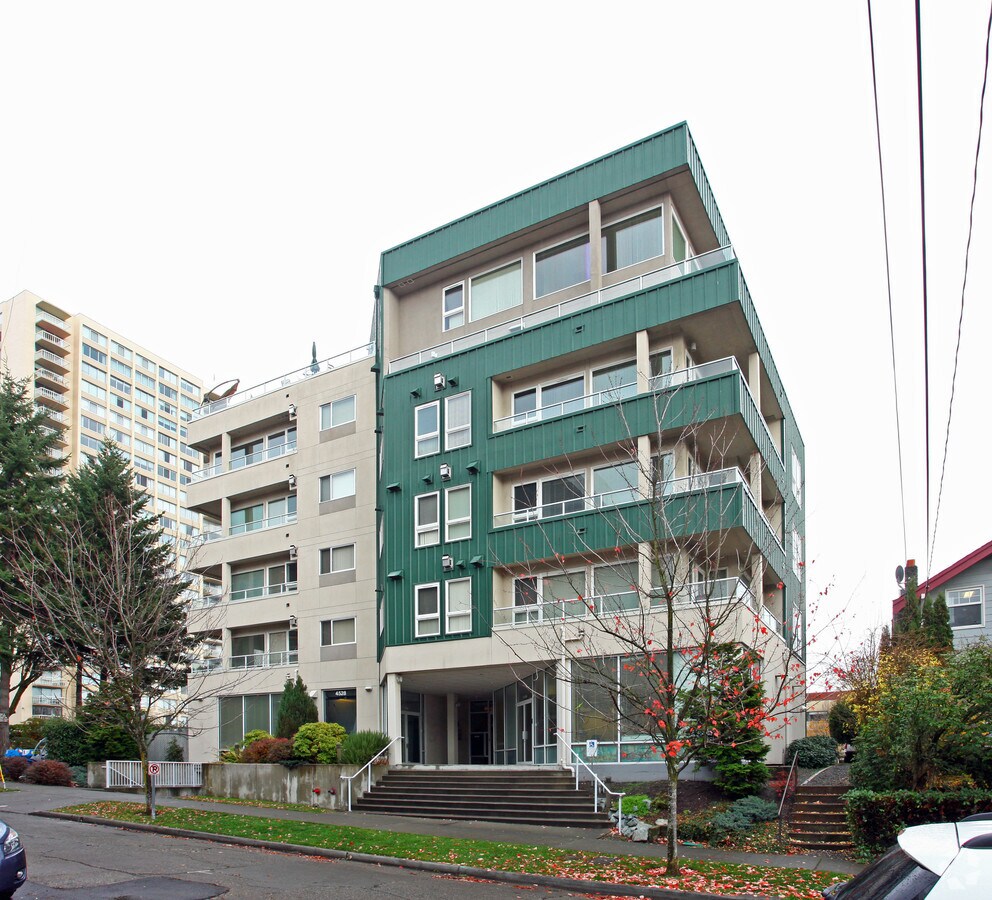 4528 8Th Ave Ne, Seattle, WA 98105 - Property Record | LoopNet