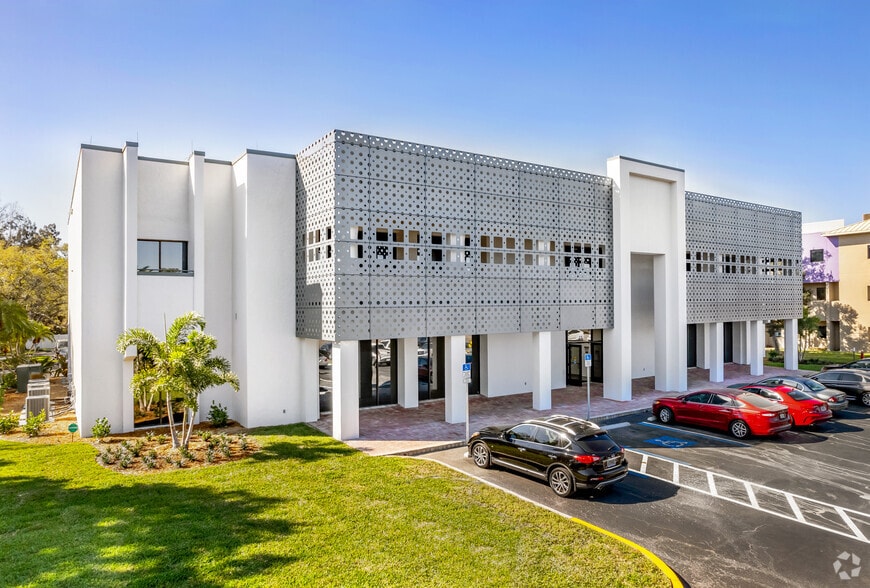 3844 Bee Ridge Rd, Sarasota, FL 34233 | LoopNet