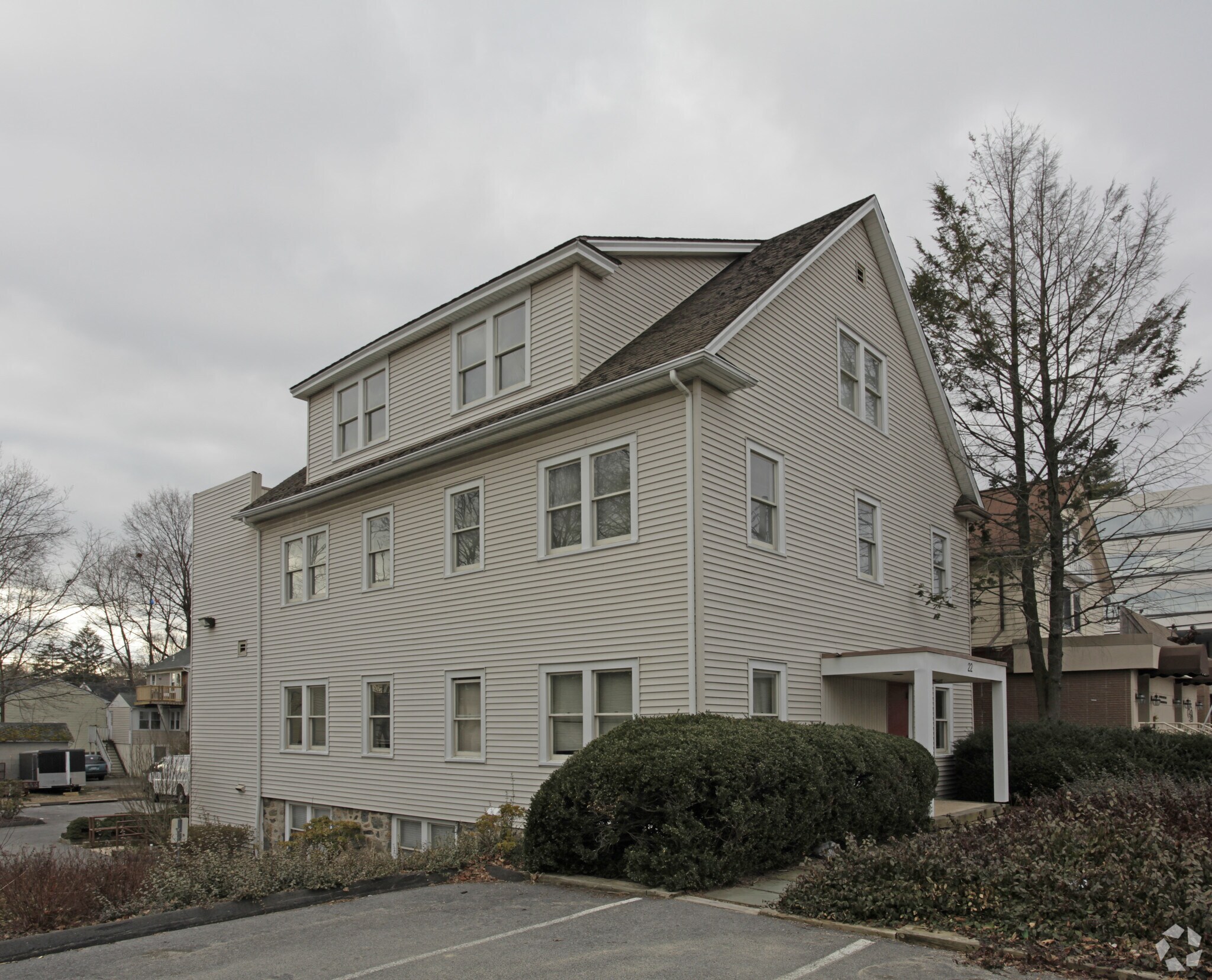 22 Long Ridge Rd, Stamford, CT 06905 - Bulls Head Medical Center | LoopNet