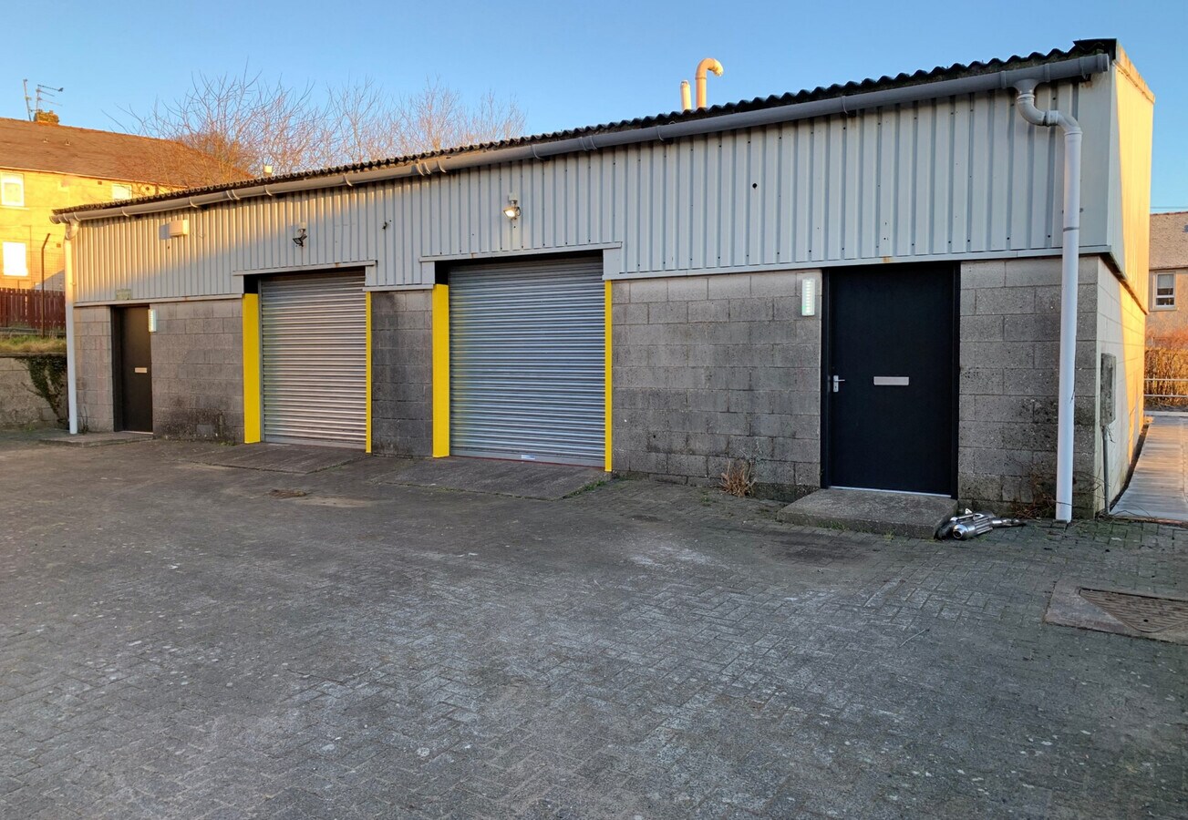 4 Society St, Maybole, KA19 7BH | LoopNet