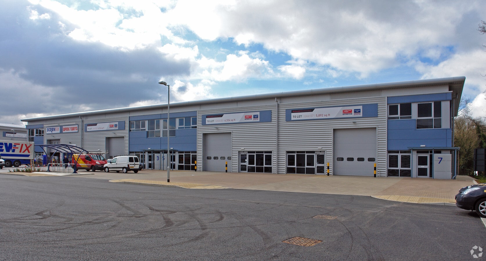 Swallowdale Ln, Hemel Hempstead, HRT HP2 7EB | LoopNet