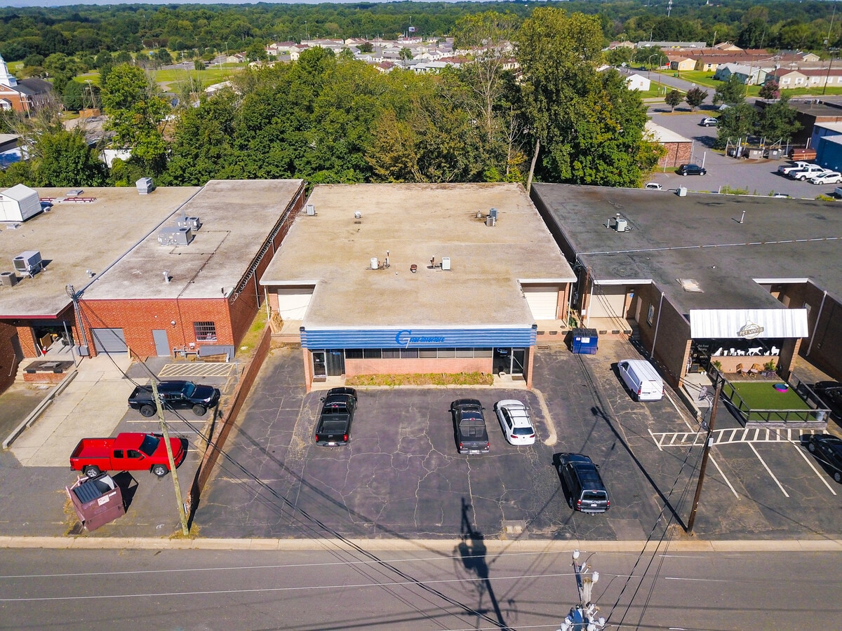 2326-2328 Distribution St, Charlotte, NC 28203 | LoopNet