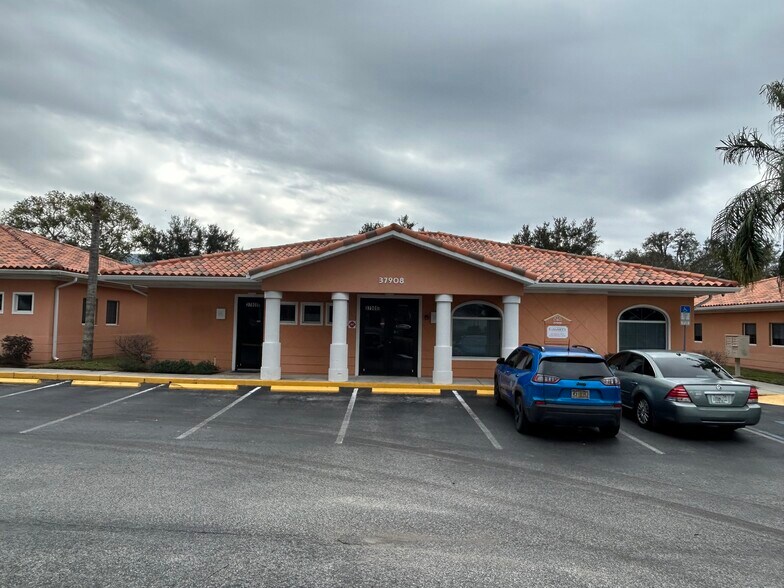 37908 Daughtery Rd, Zephyrhills, FL 33541 - Office for Lease | LoopNet