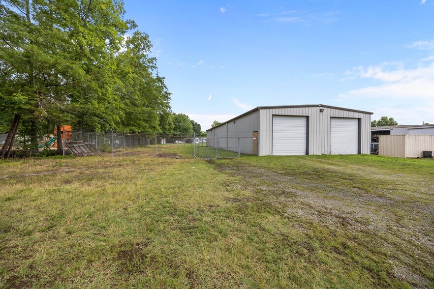 808 E Parker St Graham Nc 27253 Flex For Sale Loopnet