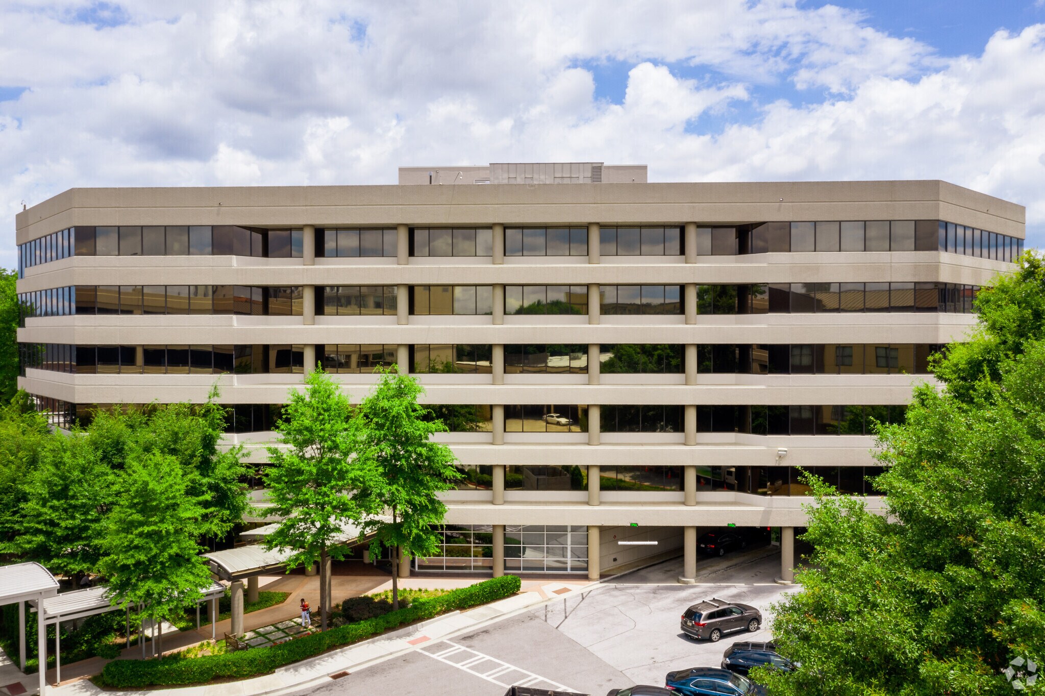 160 Clairemont Ave, Decatur, GA 30030 - Clairemont Office Center | LoopNet