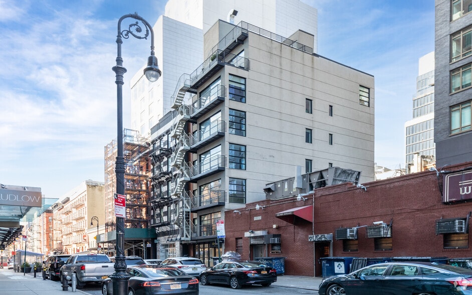 179 Ludlow St, New York, NY 10002 | LoopNet