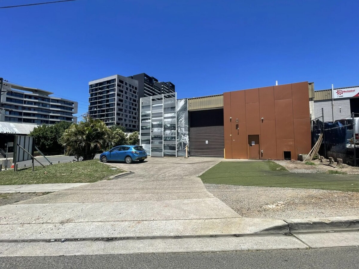 19 Shepherd St, 2170 Liverpool | LoopNet