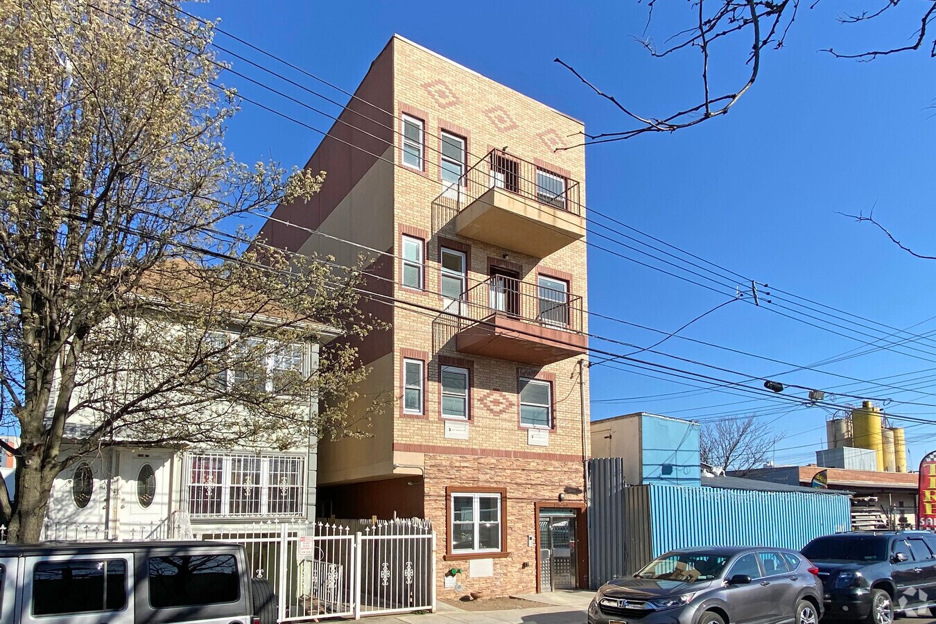 14661 105th Ave, Jamaica, NY 11435 | LoopNet