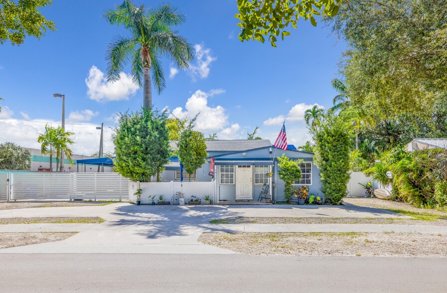 1812 Coolidge St, Hollywood, FL 33020 - Prime Fourplex off of US1 | LoopNet