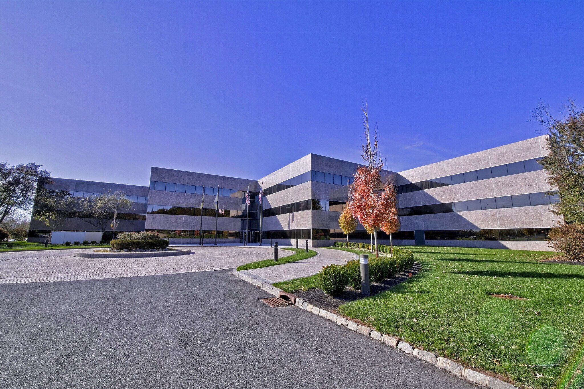 135 Route 202/206, Bedminster, NJ 07921 - Bedminster 1 | LoopNet