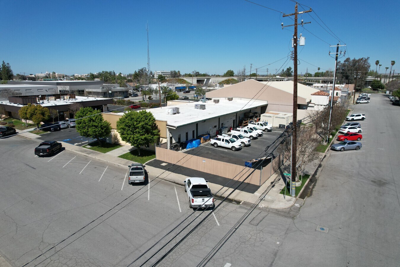 700 22nd St, Bakersfield, CA 93301 | LoopNet