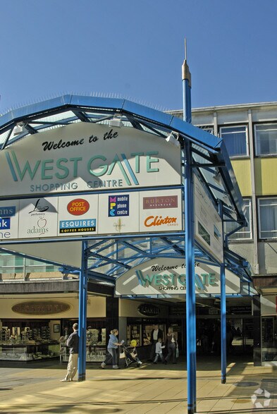 Queensway, Stevenage, SG1 1QR - Westgate Shopping Centre | LoopNet