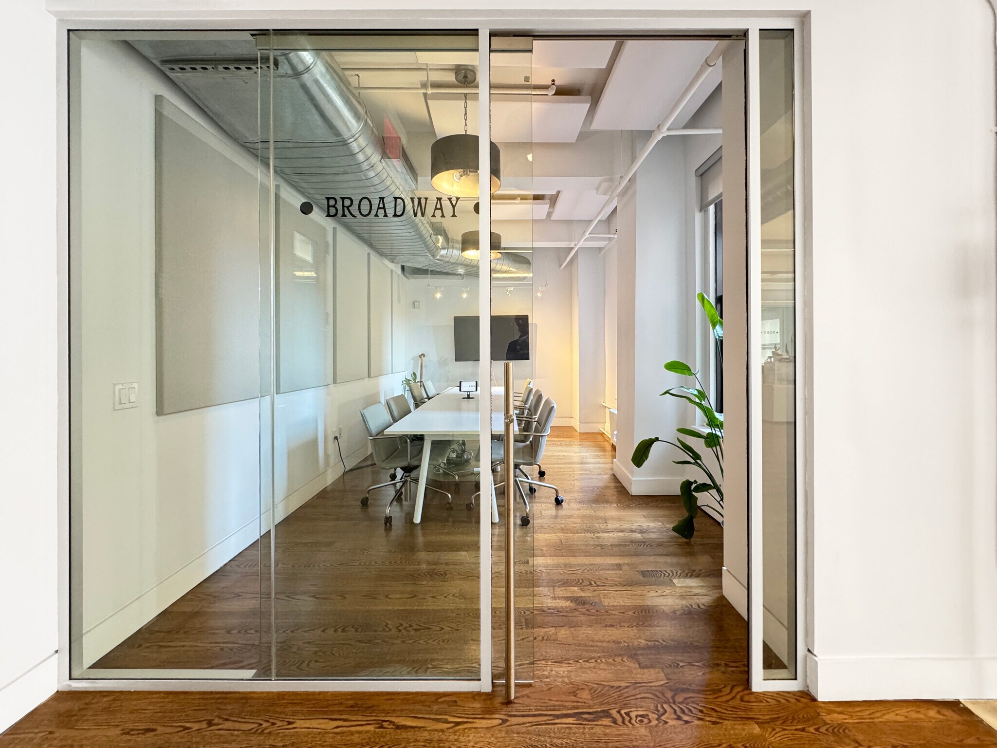 915 Broadway, New York, NY 10010 - Office for Lease | LoopNet
