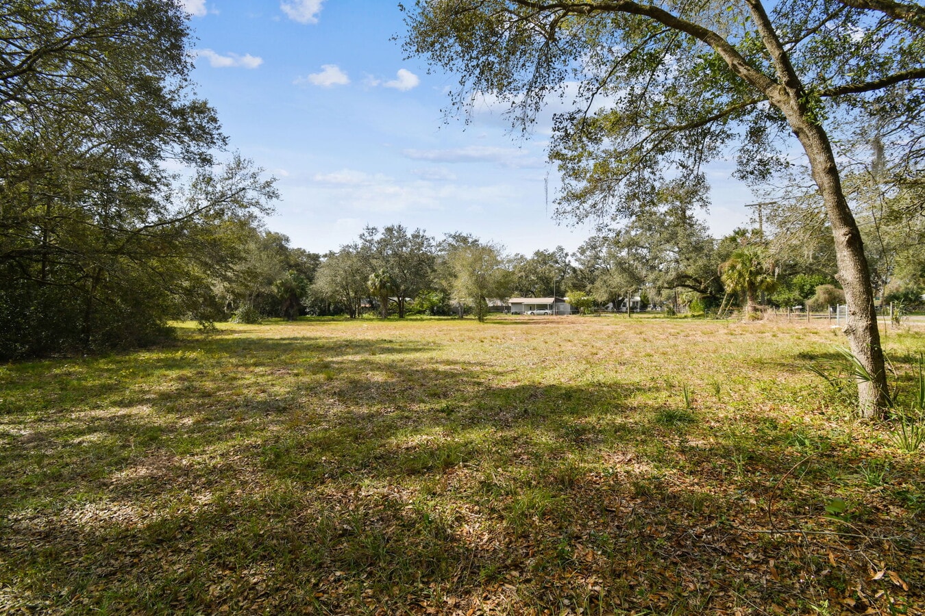 10415 Main Street St, Thonotosassa, FL 33592 | LoopNet