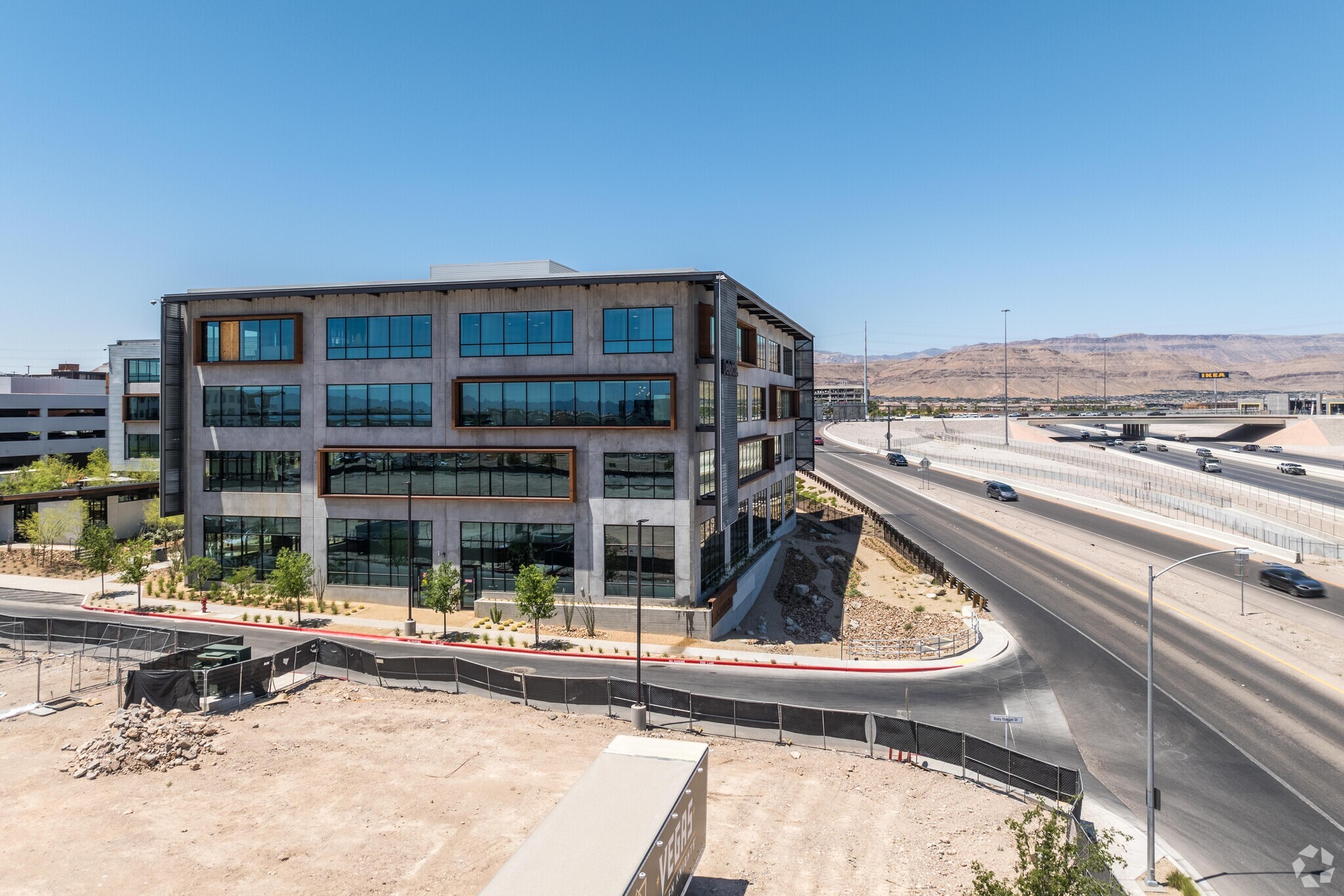 8474 Rozita Lee Ave, Las Vegas, NV 89113 - Building 4 | LoopNet