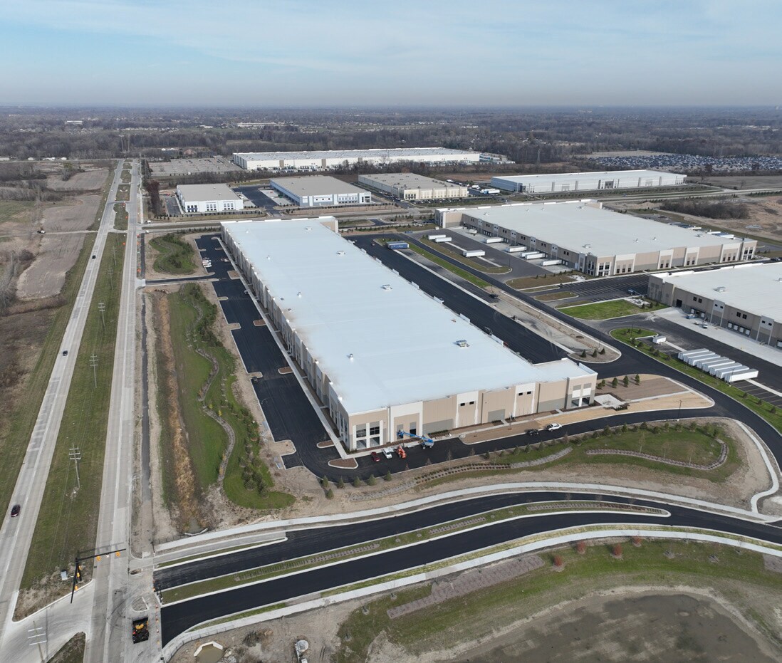 1 Vining Rd, Romulus, MI 48174 - Romulus Trade Center | LoopNet