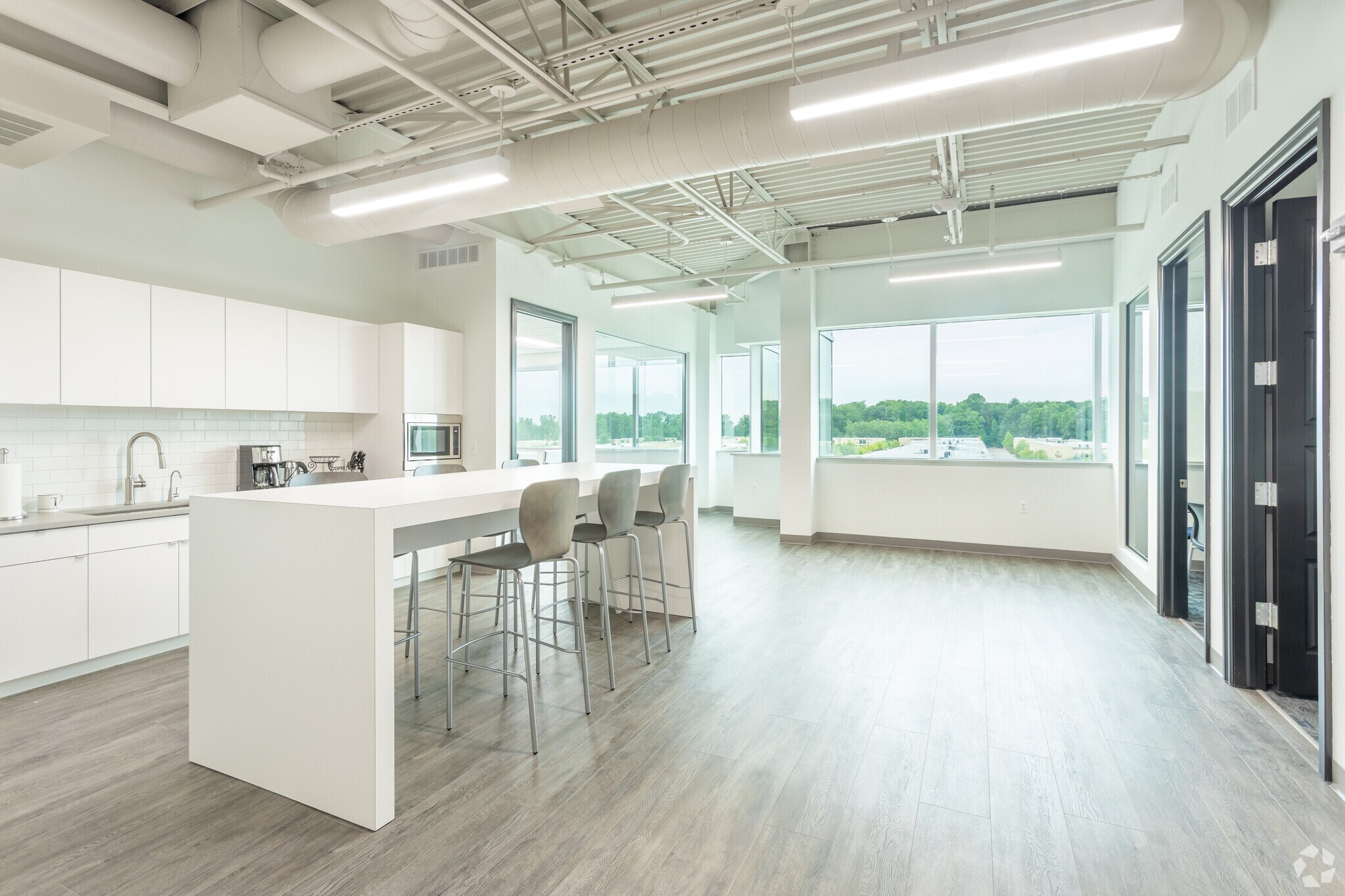 28345 Beck Rd, Wixom, MI 48393 - Beck Office Center | LoopNet