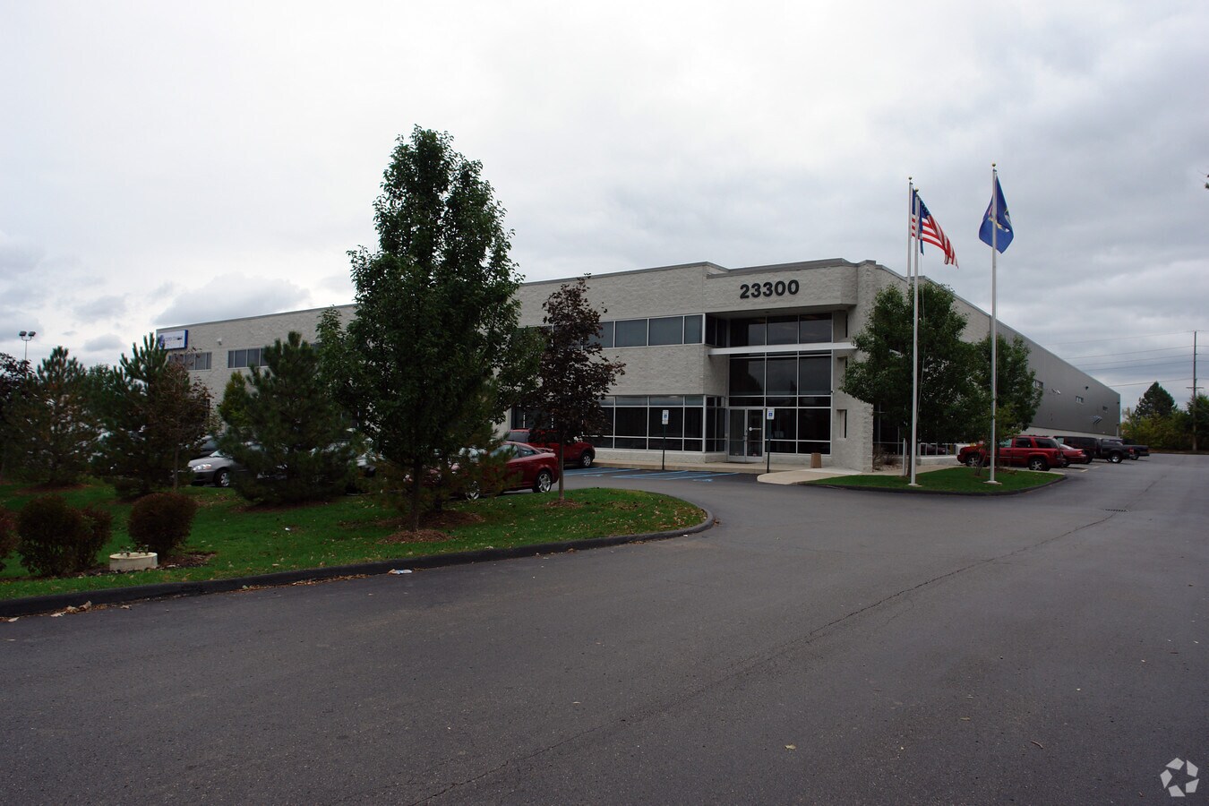 23300 Haggerty Rd, Farmington Hills, MI 48335 | LoopNet