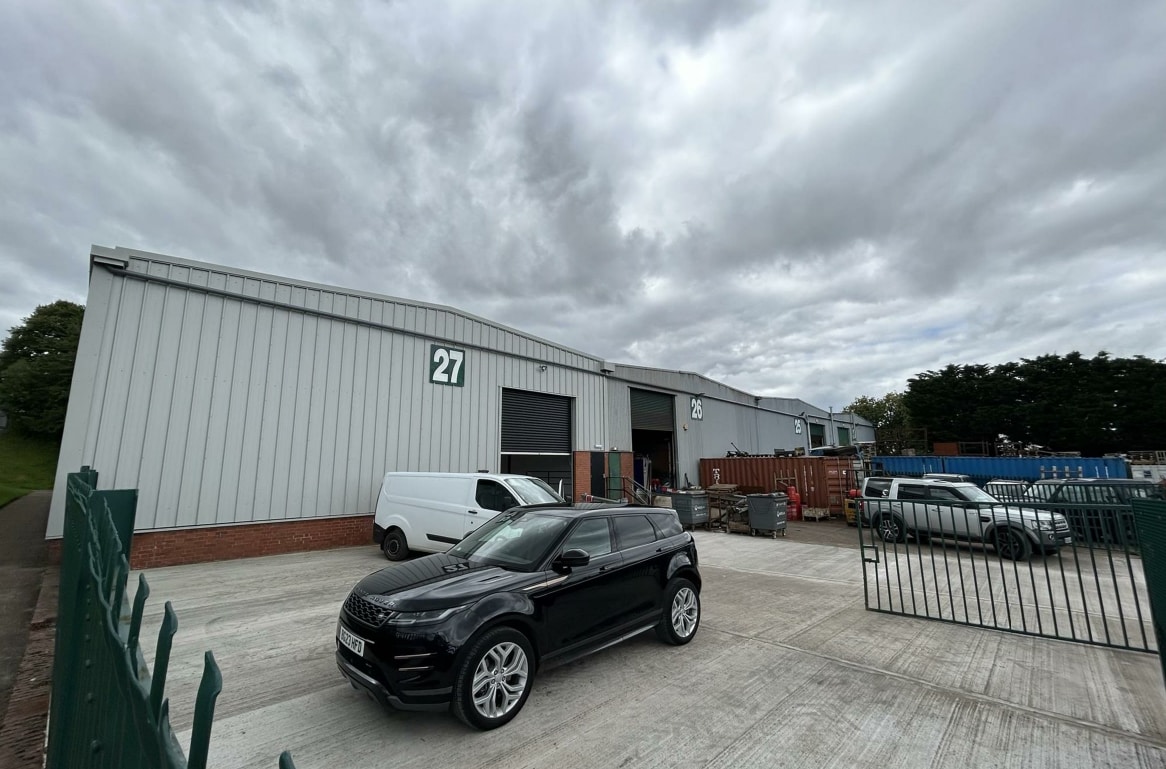 Crossgate Rd, Redditch, B98 7SN | LoopNet